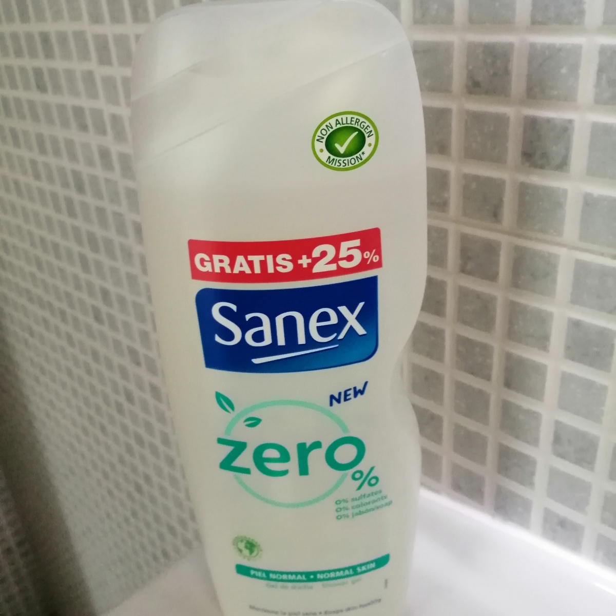 Zero gel de ducha from Sanex - Vegan Product Reviews & Ratings | abillion