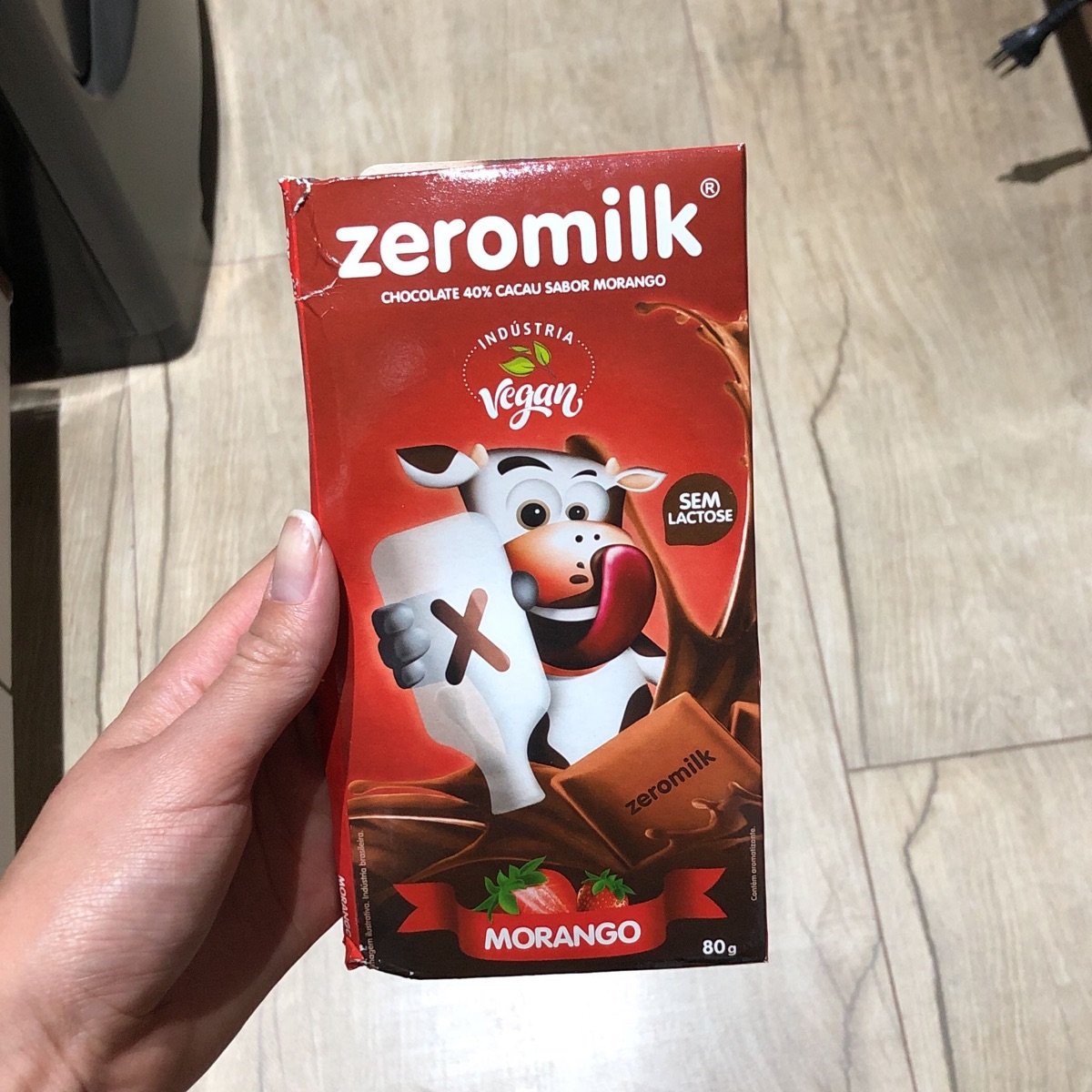 Chocolate 40% Cacau com Morango from Zeromilk - Vegan Product Reviews ...