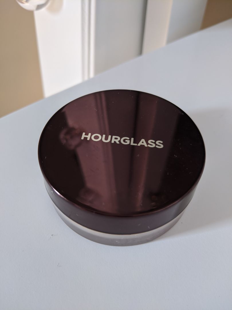 Veil translucent setting powder from Hourglass - Vegan Product Reviews ...