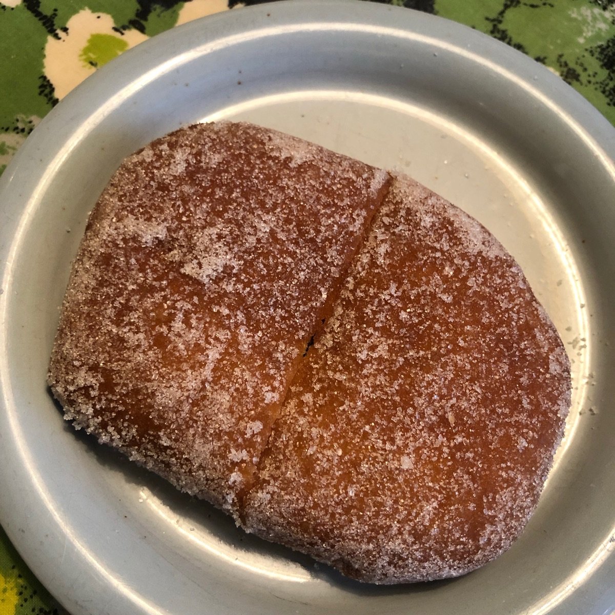 Luumu Munkki at Leipomo ja konditoria Nurmi & Sulonen, Turku - Vegan ...