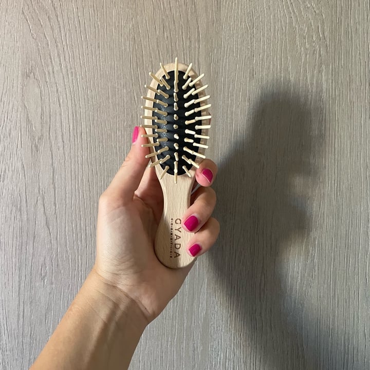 Gyada Cosmetics Spazzola in legno Review | abillion