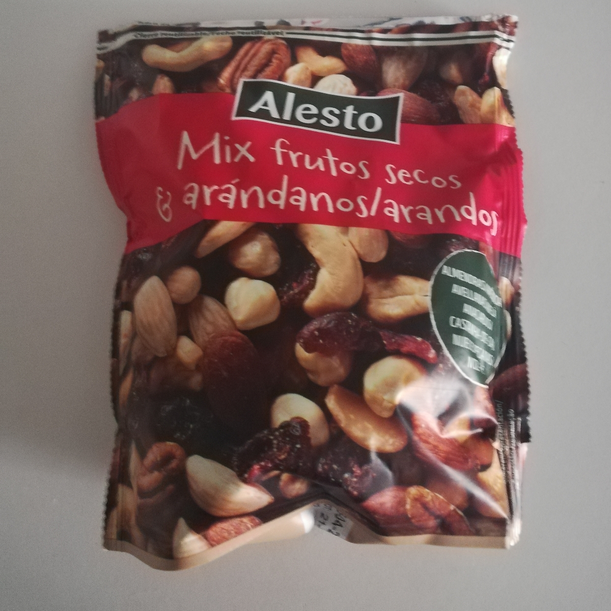 Nut & cranberry mix from Alesto - Vegan Product Reviews & Ratings | abillion
