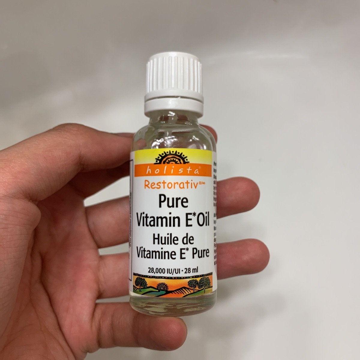 Pure Vitamin E Oil from Holista - Vegan Product Reviews & Ratings ...