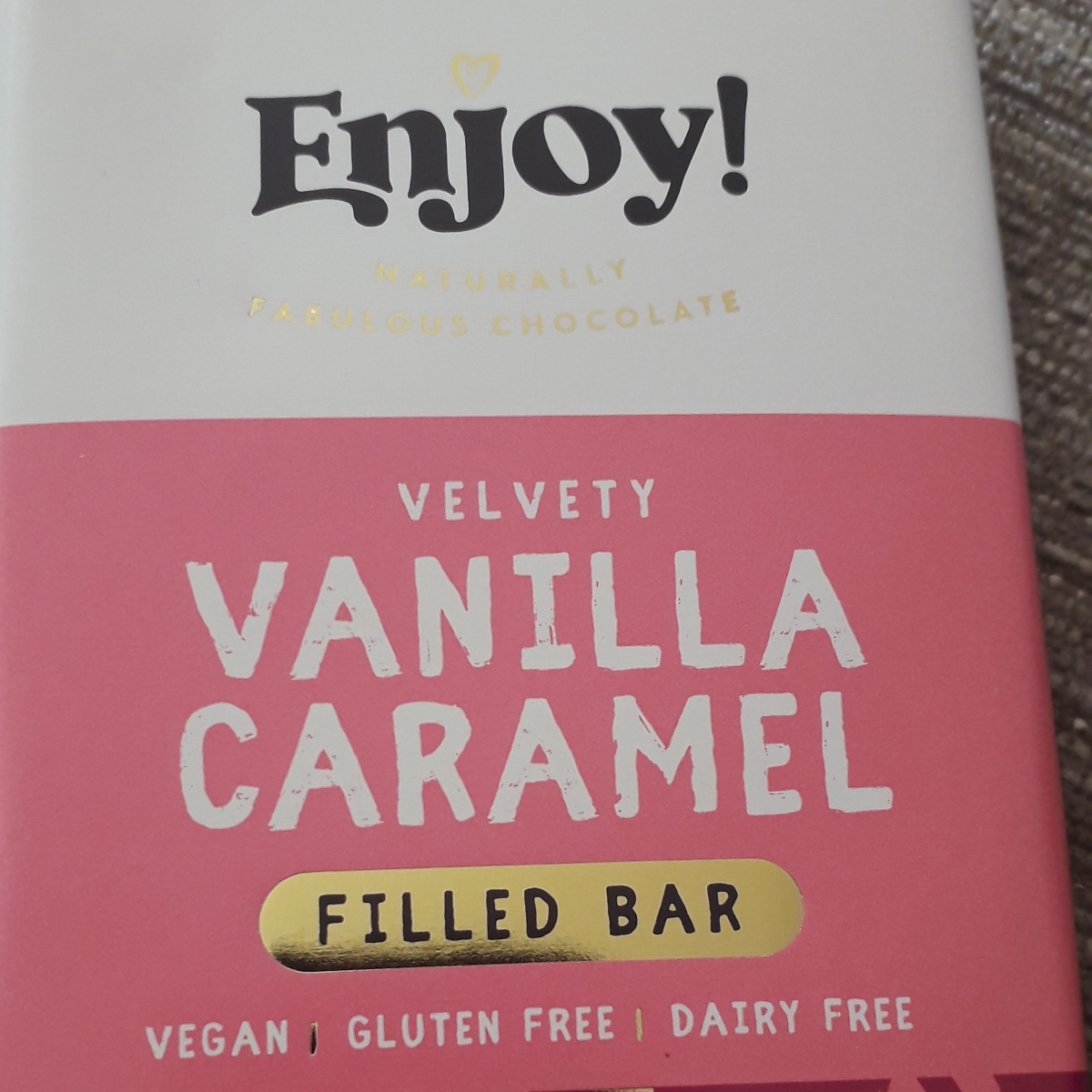 Enjoy! - Velvety Vanilla Caramel Filled Bar Review | abillion
