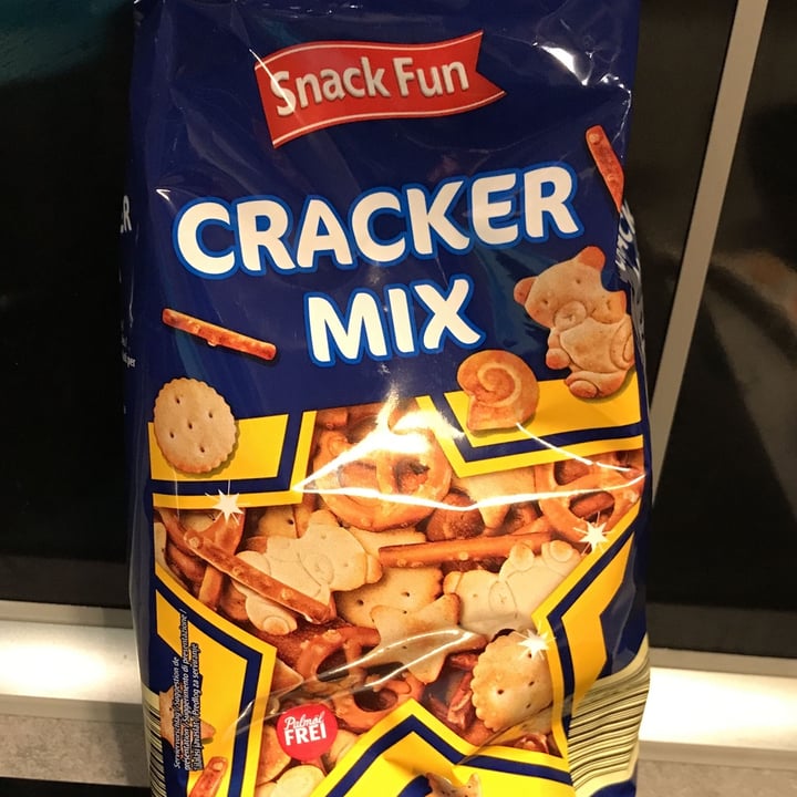 Snack fun - Aldi cracker mix Review | abillion