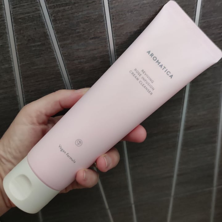 Aromatica Reviving Rose Infusion Cream Cleanser Review | abillion