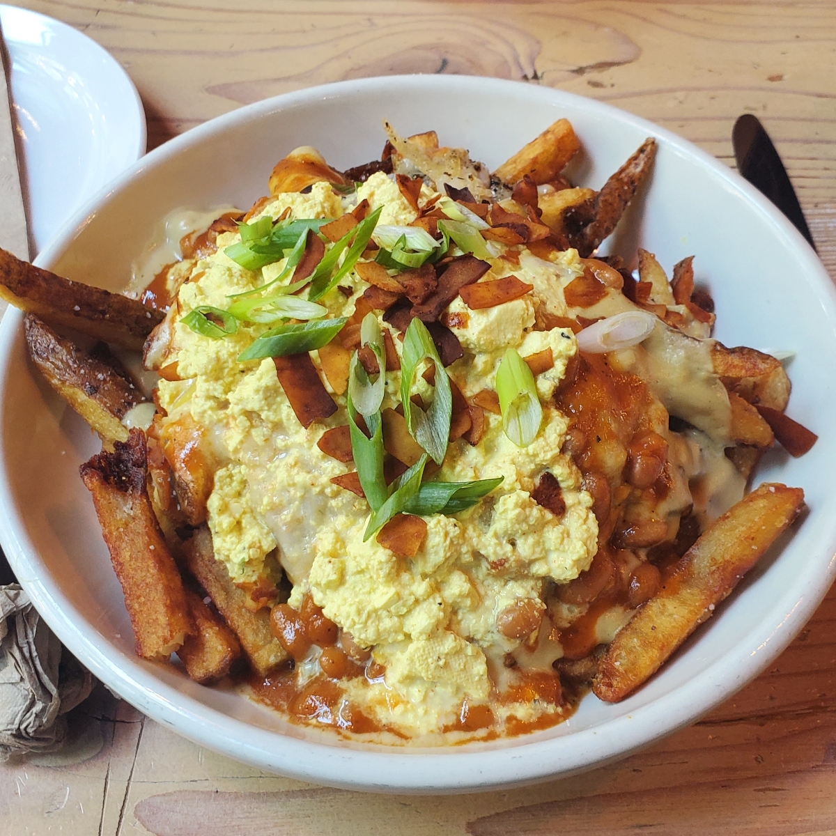 Breakfast Poutine at MeeT in Gastown, Vancouver - Vegan Dish Reviews ...