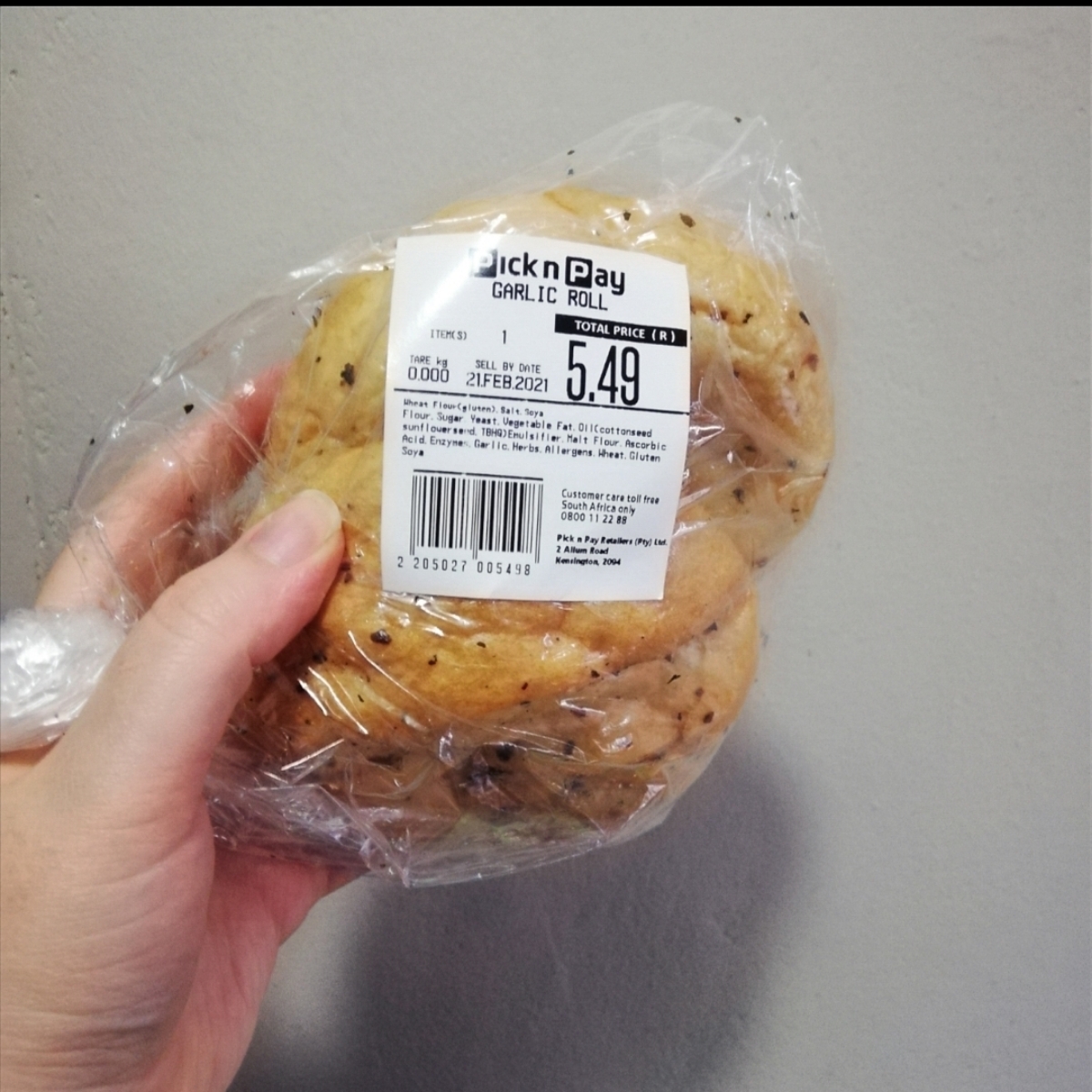 Garlic Roll from Pick n Pay - Vegan Product Reviews & Ratings | abillion
