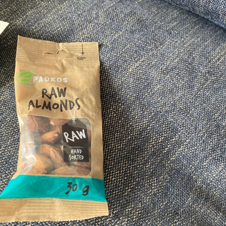 Padkos Almonds 30g Review | abillion