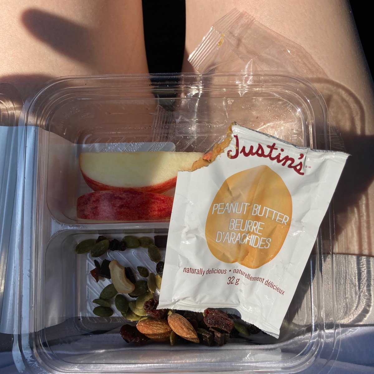 Apples, PB & Trail Mix Snack Box from Starbucks - Vegan Product Reviews ...
