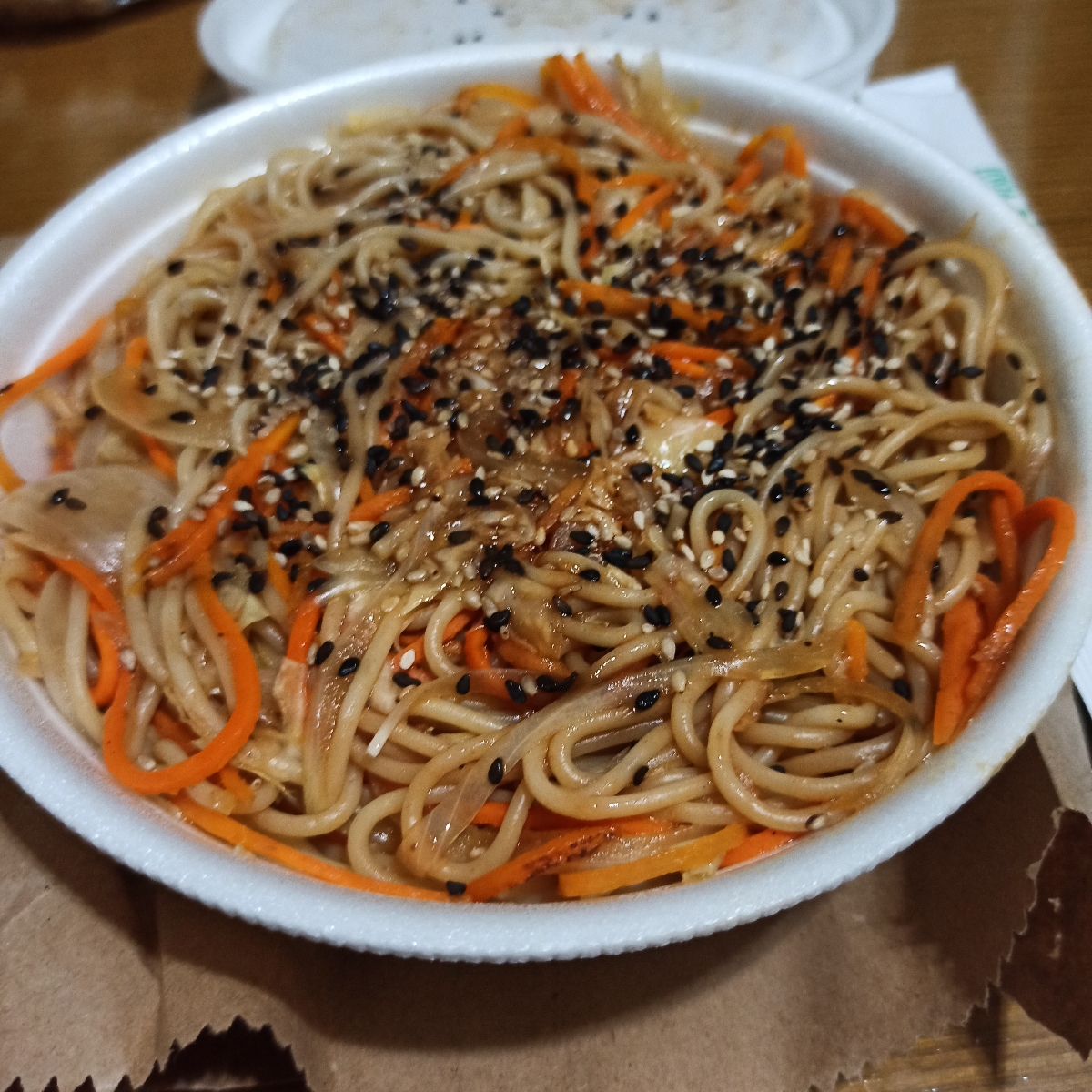 Yakisoba Vegetariano at Akuma Sushi to go, Buenos Aires - Vegan Dish ...