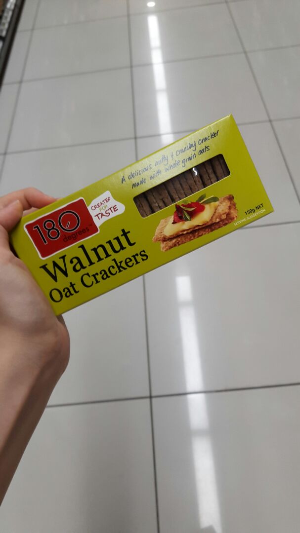180 Degrees Walnut Oat Crackers Reviews | abillion