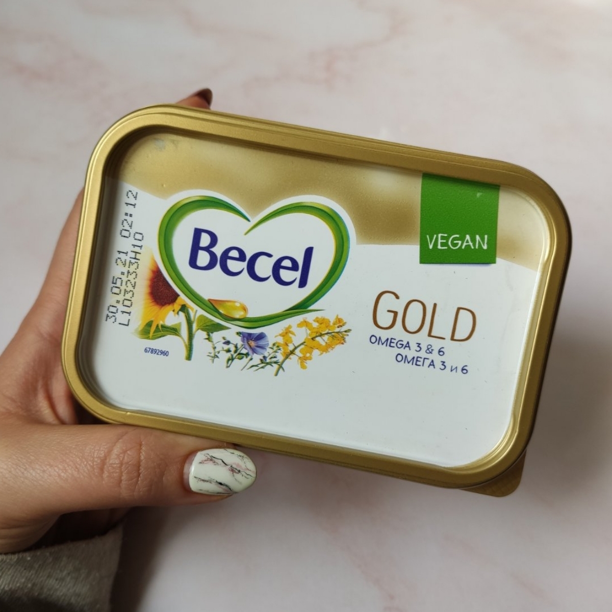 Becel Gold from Becel - Vegan Product Reviews & Ratings | abillion