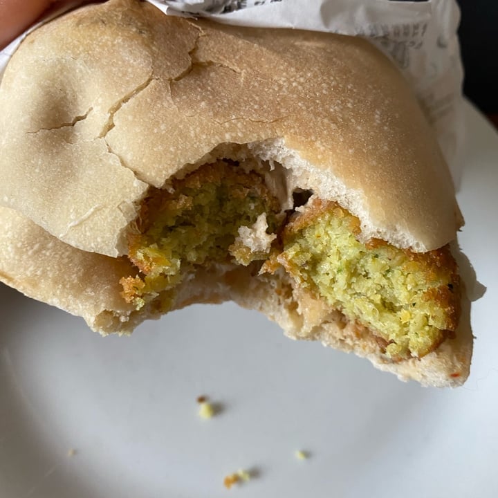 Atomic Falafel Firenze, Italy Panino Pita Fritto Review | abillion