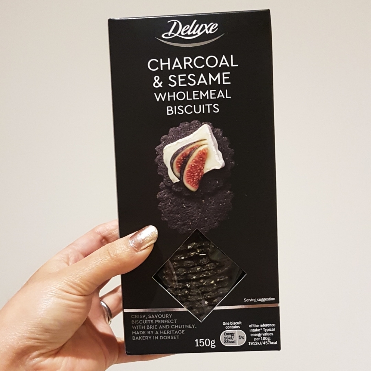 Charcoal and Sesame Wholemeal biscuits from Deluxe - Vegan Product ...