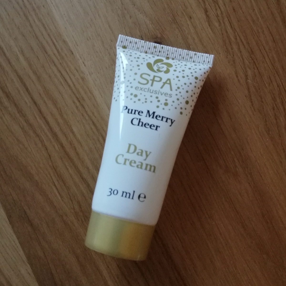 Pure Merry Cheer Day Cream from Spa exclusive - Vegan Product Reviews ...