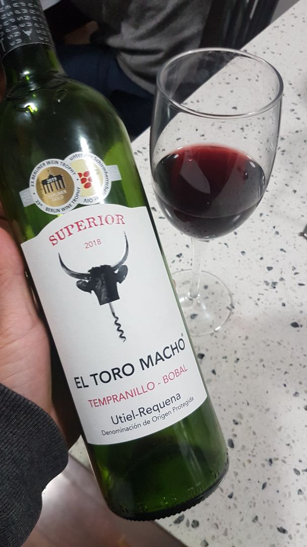 Tempranillo - Bobal from El Toro Macho - Vegan Product Reviews ...