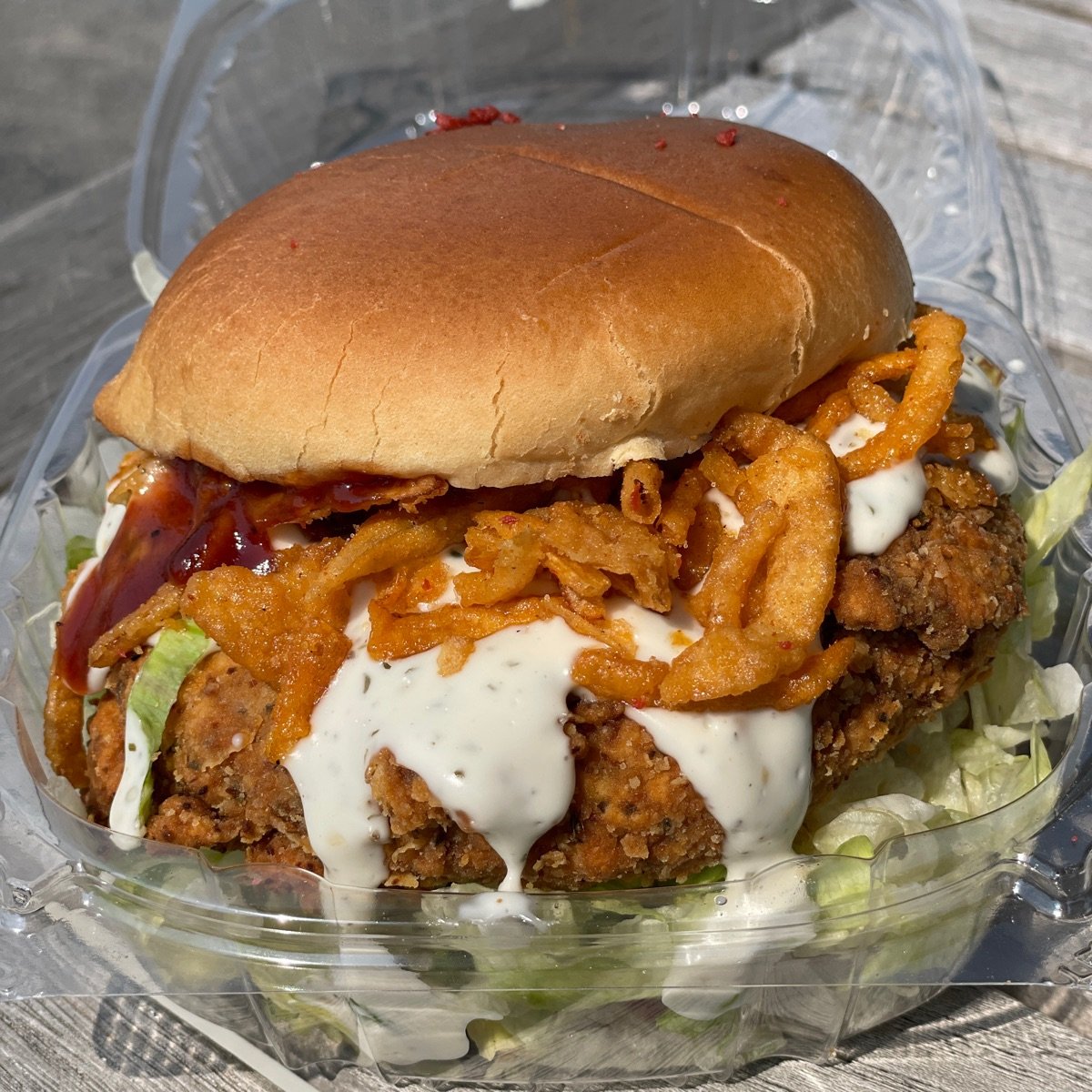 Deluxe bbq chik’n sandwich from Vuture Food - Vegan Product Reviews ...