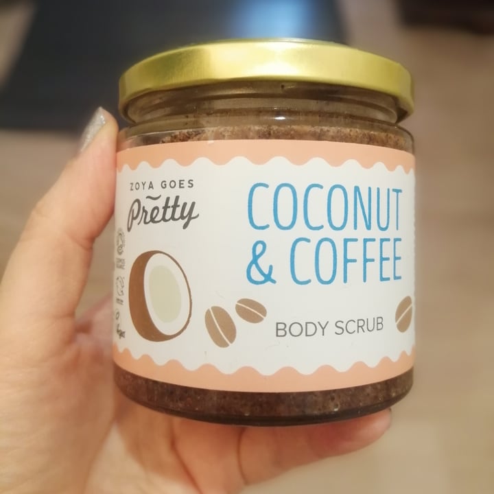 Zoya Goes Pretty Coconut & Coffee Body Scrub Review | abillion