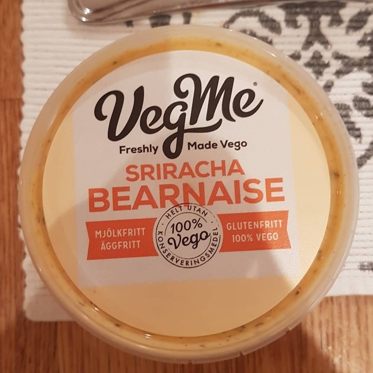 Sriracha bearnaise from VegMe - Vegan Product Reviews & Ratings | abillion