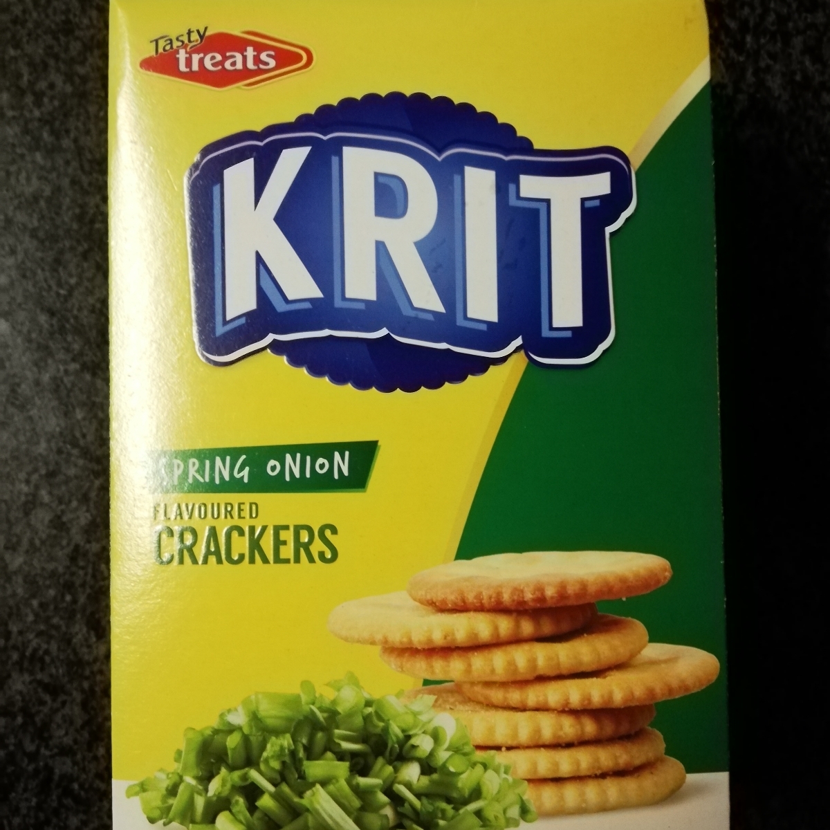 Spring onion crackers from Tasty Treats - Vegan Product Reviews ...