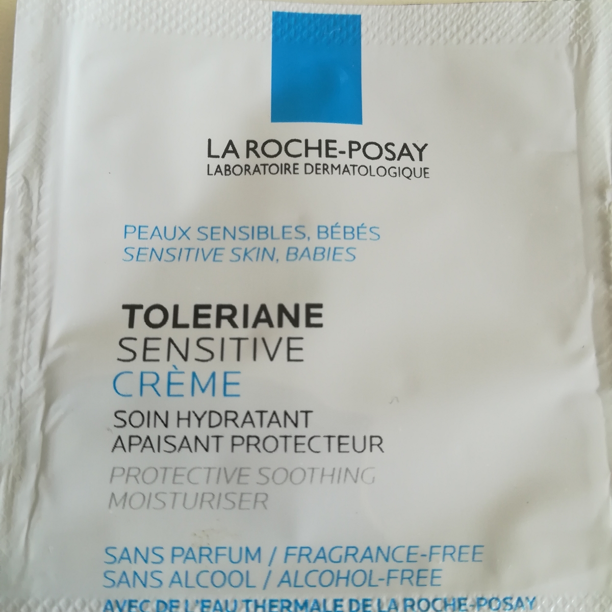 La Roche-Posay Toleriane sensitive base con agua termal Reviews | abillion