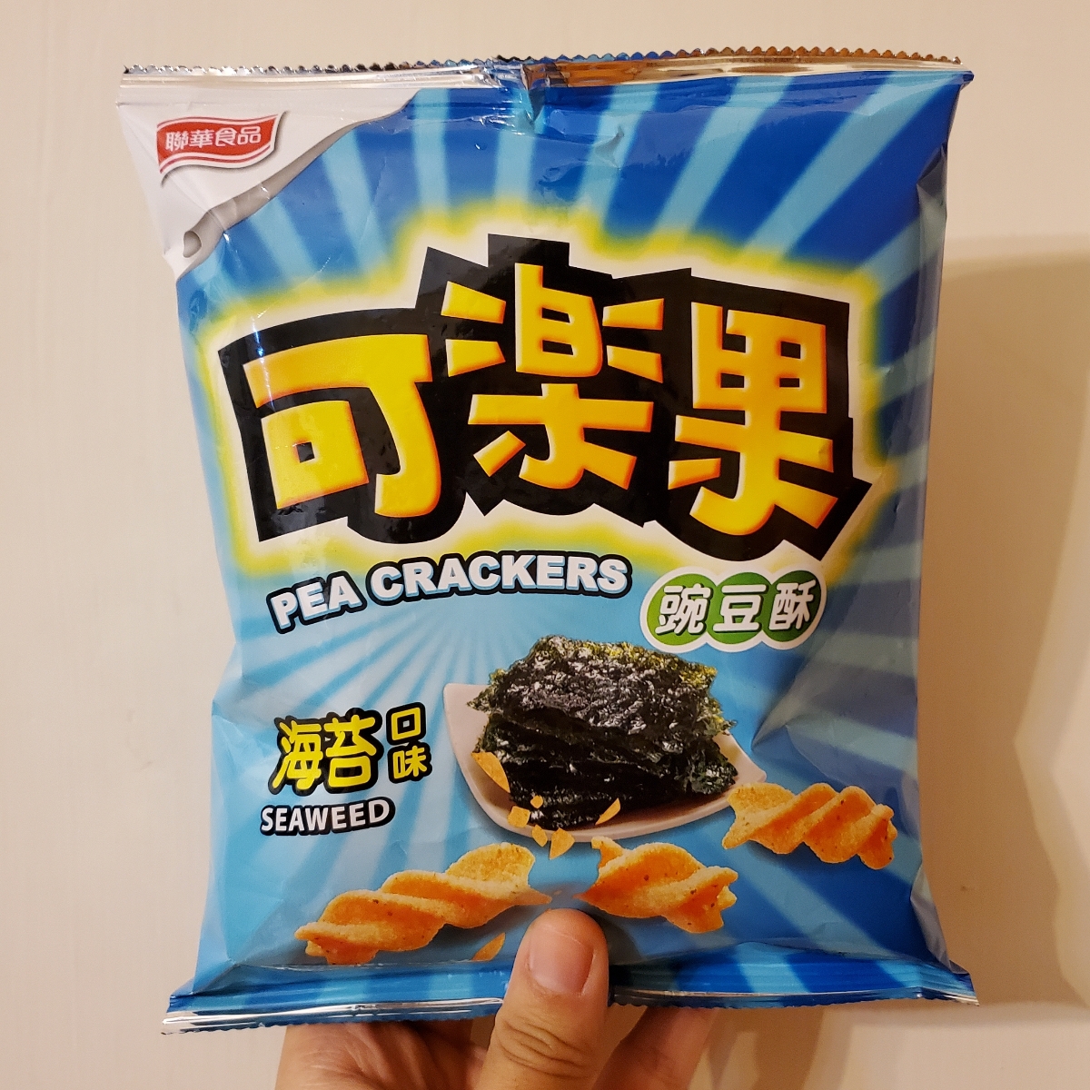 Pea Crackers (Seaweed Flavor) from 可乐果 - Vegan Product Reviews ...