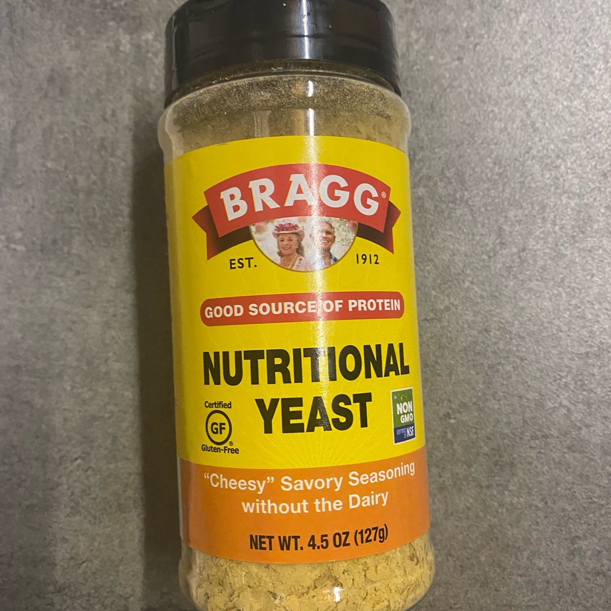 Bragg nutritional Yeast from Bragg - Vegan Product Reviews & Ratings ...