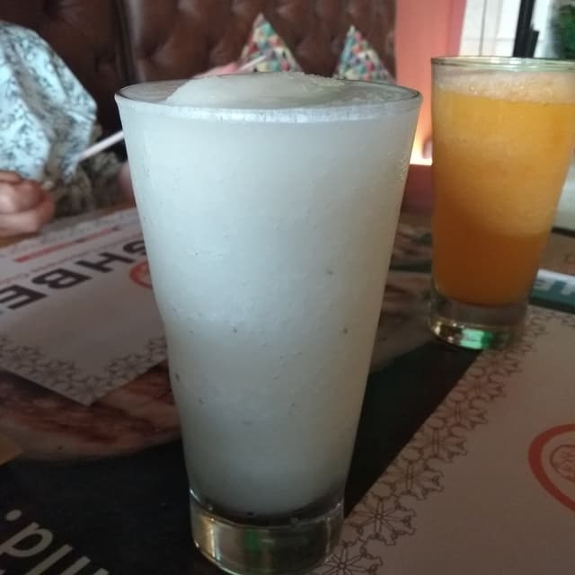 Jugo de Guanabana at Raghbe: Authentic Lebanese Cuisine, Barranquilla ...
