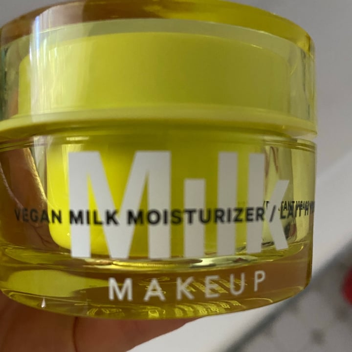 Milk Vegan milk moisturizer Review | abillion