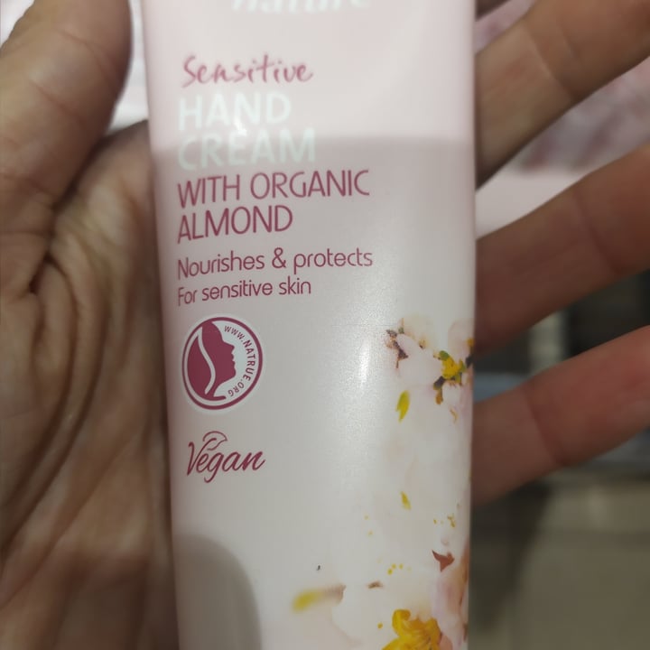 Cien Hand Cream Organic Almond Review | abillion