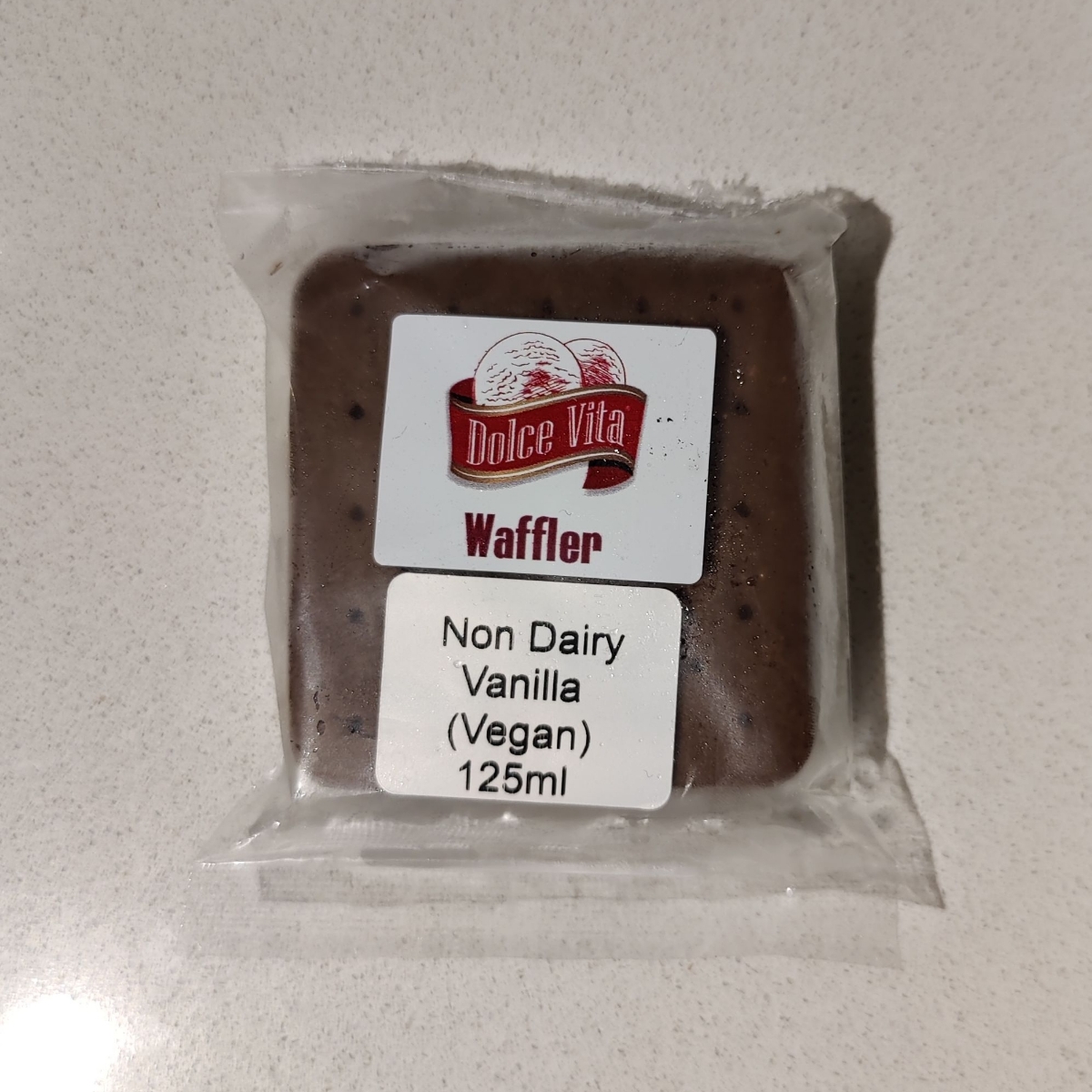 Waffer from Dolce Vita - Vegan Product Reviews & Ratings | abillion