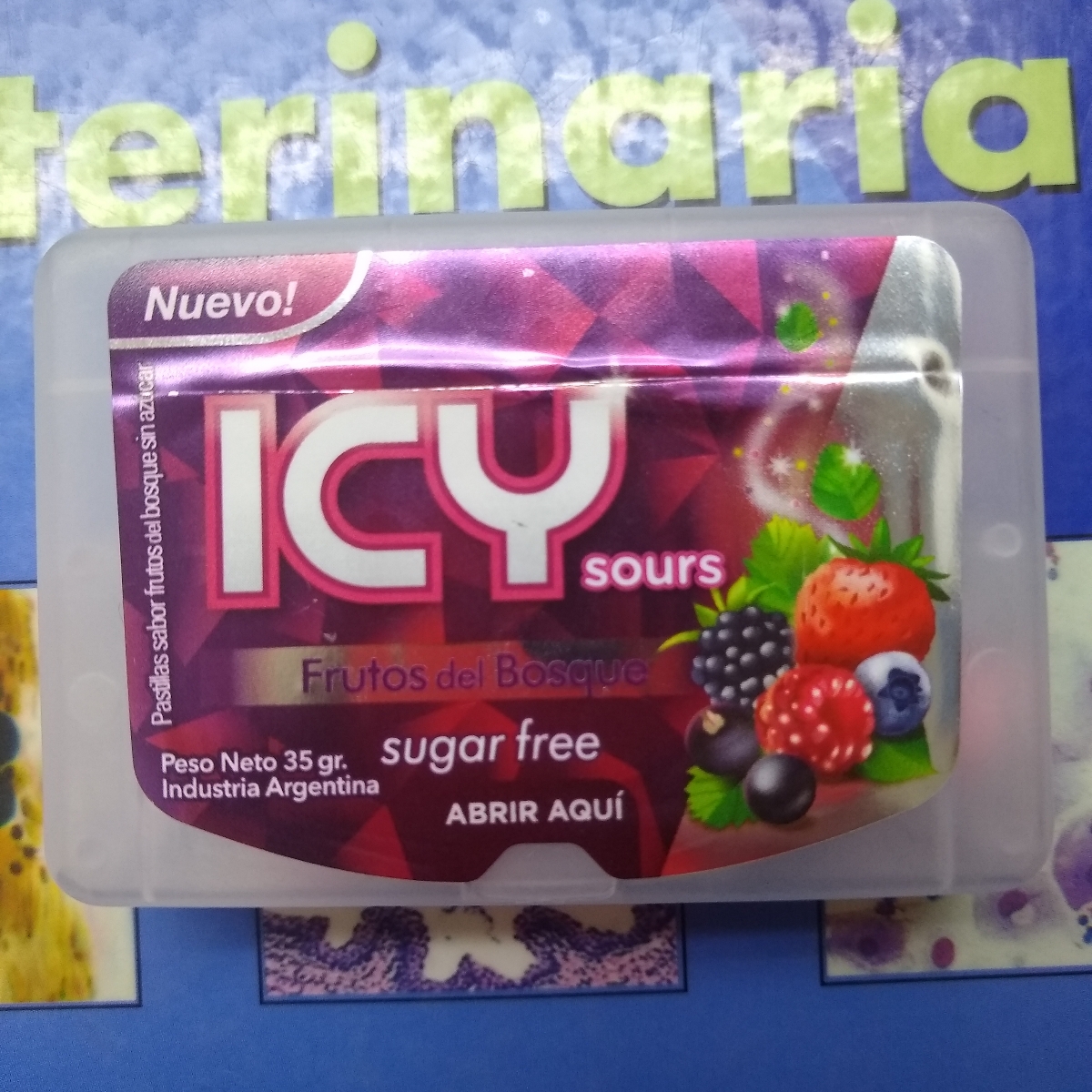 Pastillas sabor frutos del bosque from ICY sours - Vegan Product ...