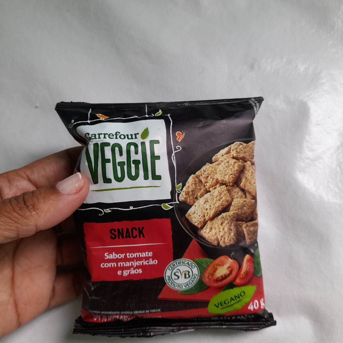 Snack Sabor Tomate com Majericão e grãos from Carrefour - Vegan Product ...