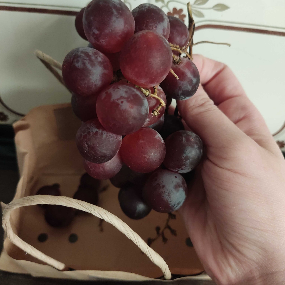 Raïm de taula vermell sense llavors from La Collita - Vegan Product ...