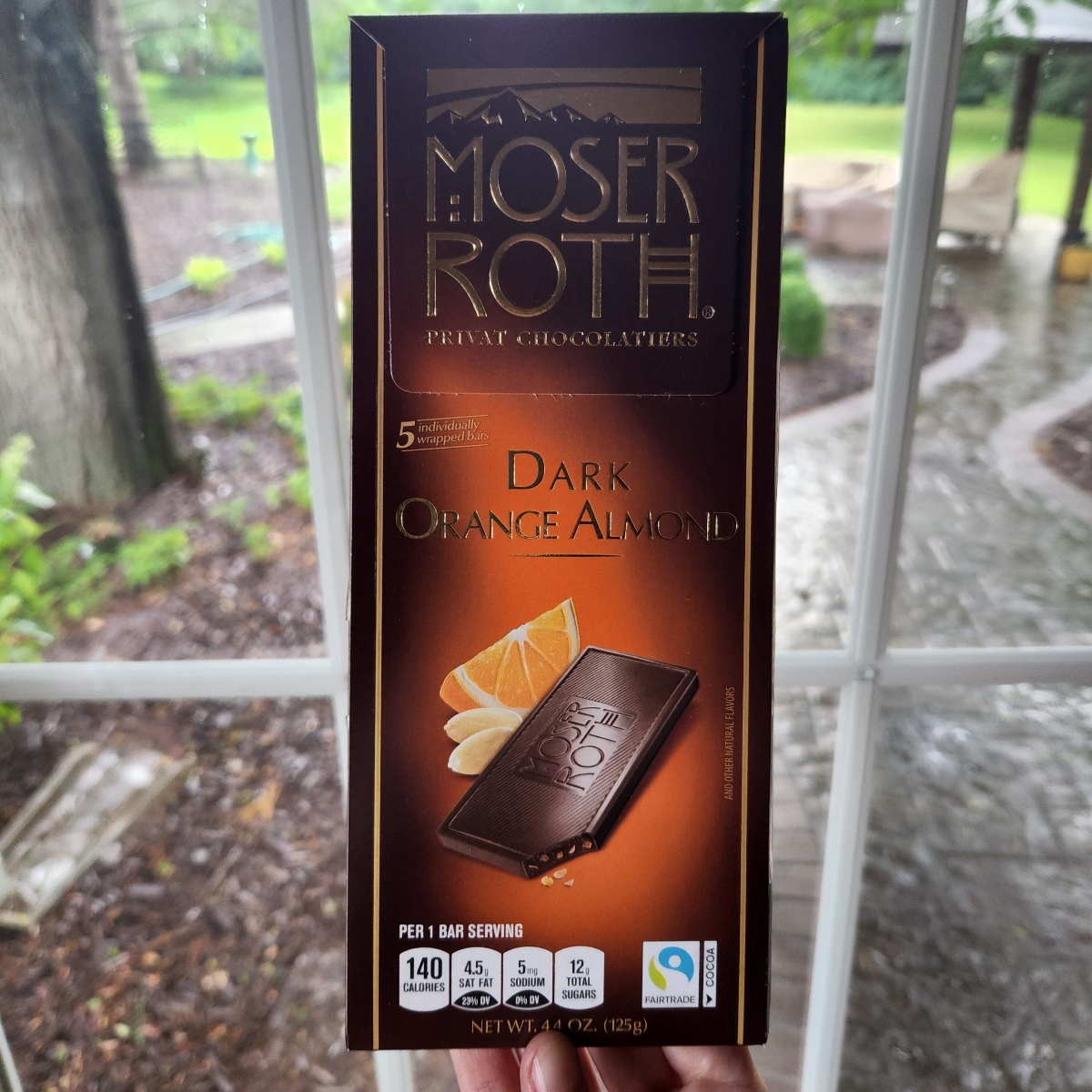 Orange & Almond Dark Chocolate from Moser Roth - Vegan Product Reviews ...