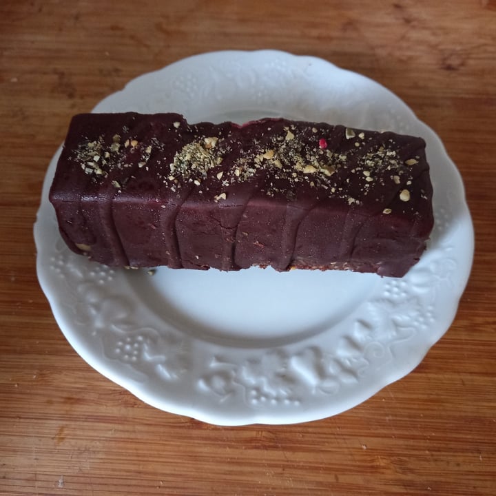 Pollen United Kingdom Raspberry Chia Jam Choc Bar Review | abillion