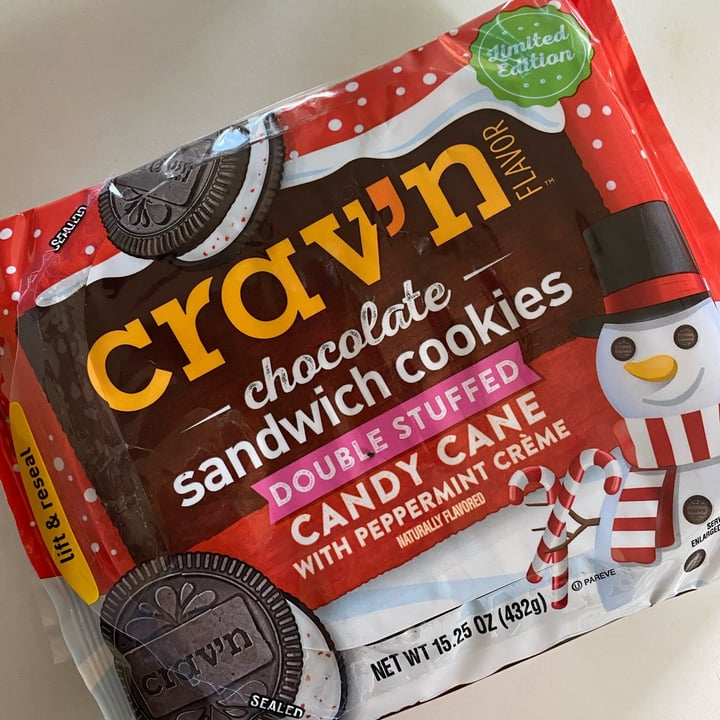 Crav’n Flavor Candy Cane Chocolate Sandwich Cookies Review | abillion