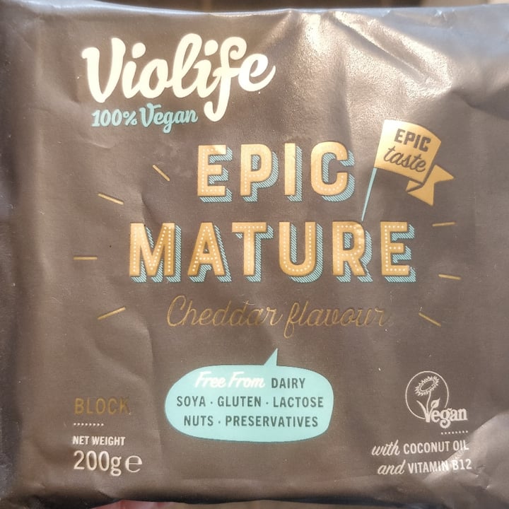 Violife Epic Mature Cheddar Flavour Block Review | abillion