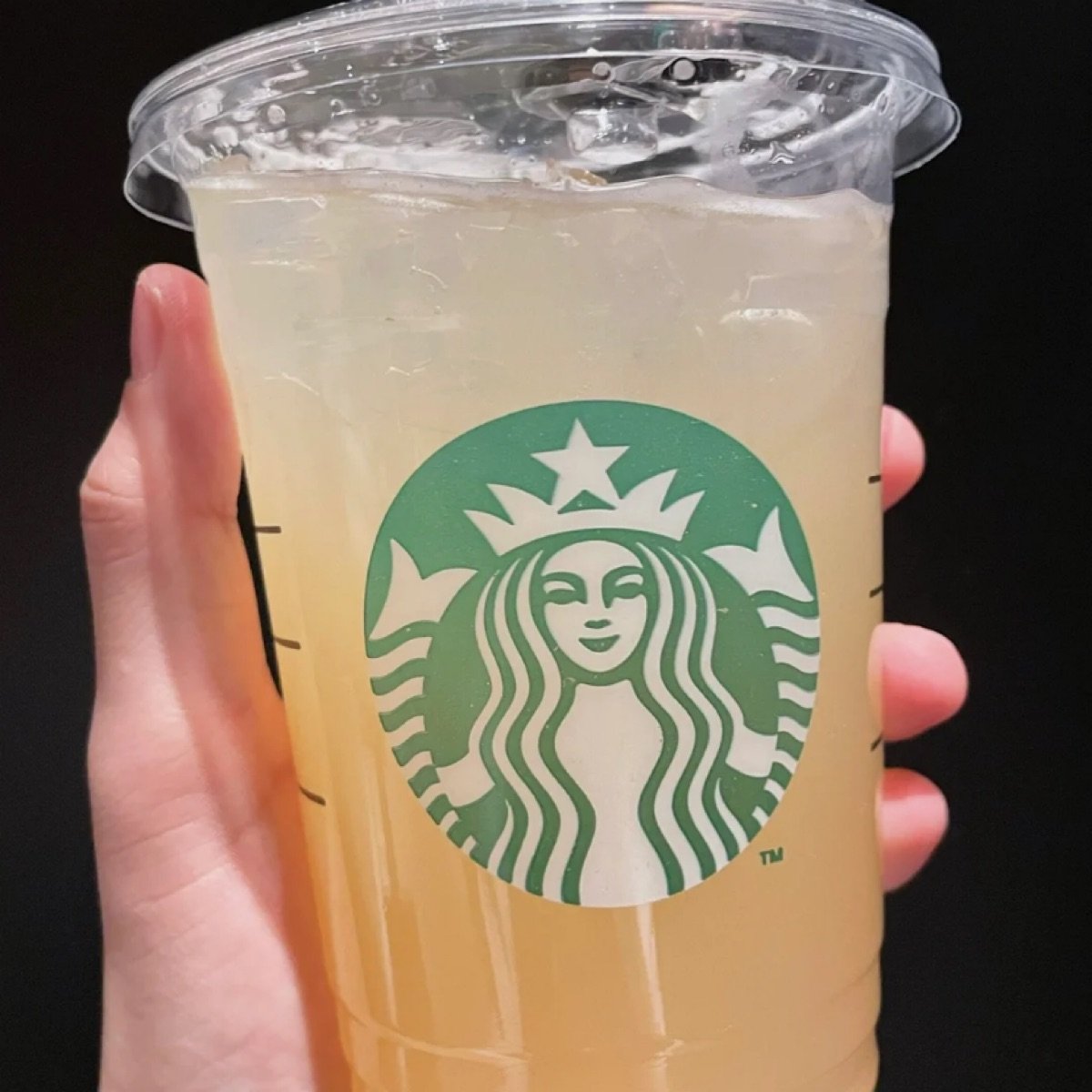 Iced shaken lemonade from Starbucks - Vegan Product Reviews & Ratings ...