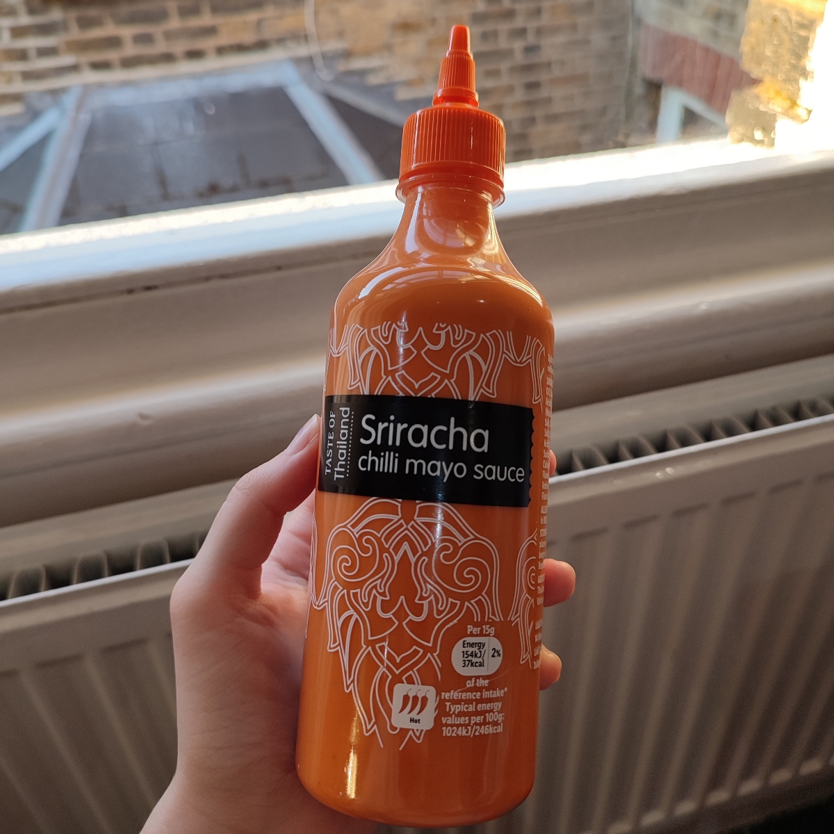 Vemondo Sriracha Chilli Mayo Sauce Reviews Abillion