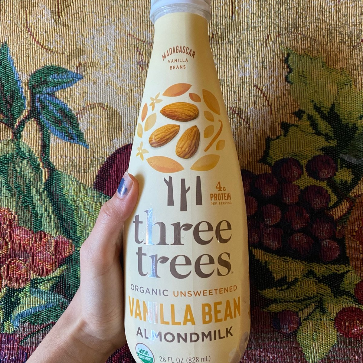 vanilla bean almond milk from Three trees - Vegan Product Reviews ...