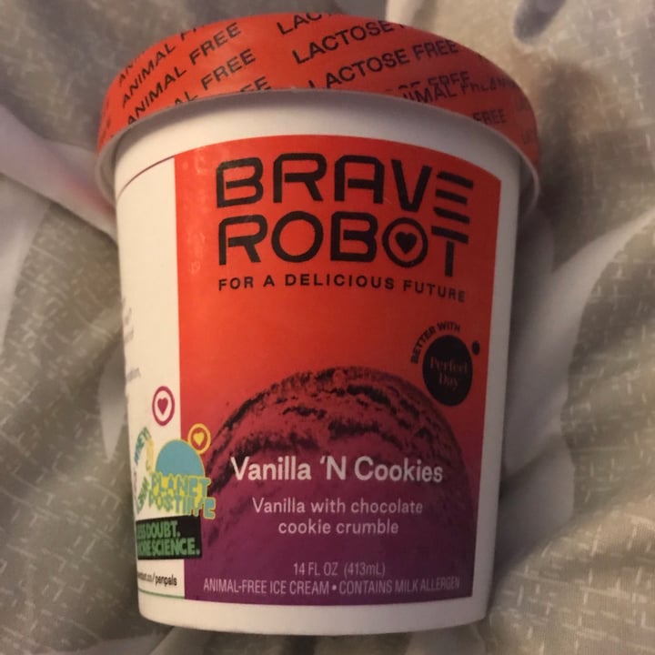 Brave Robot Brave Robot Vanilla 'N Cookies Animal-Free Dairy Ice Cream ...