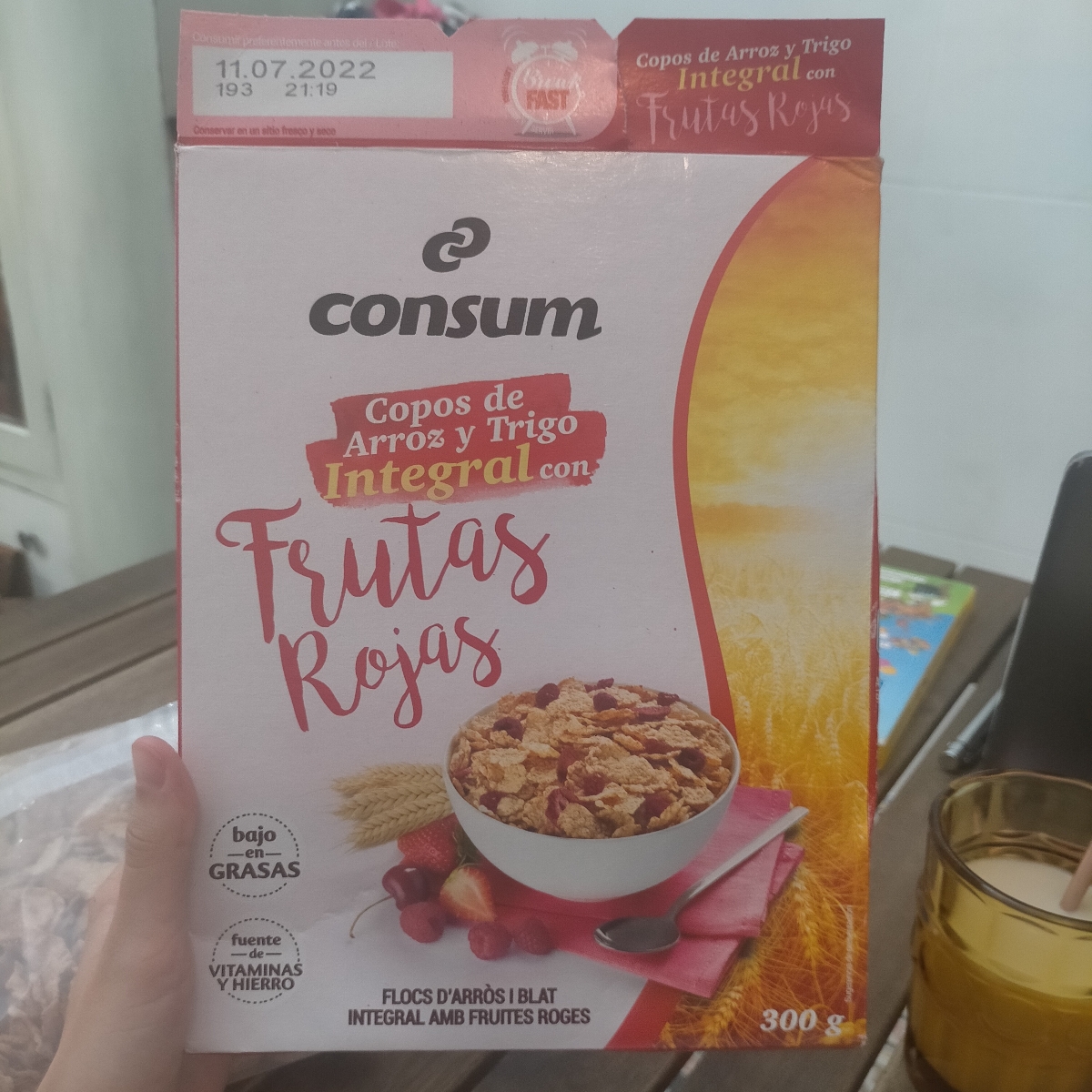 Copos de arroz y trigo integral con Frutas rojas from Consum - Vegan ...