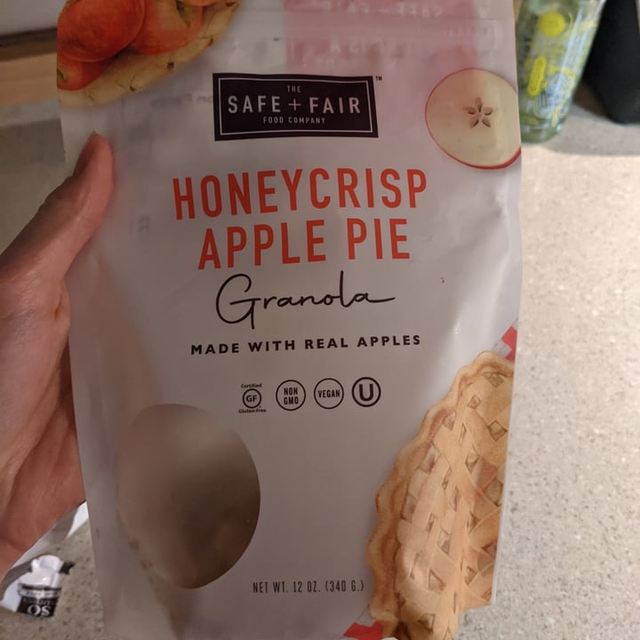 The Safe + Fair Food Company Honeycrisp Apple Pie Granola Review | abillion