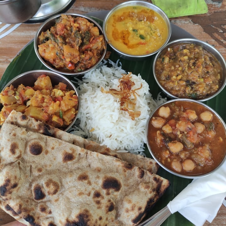 Roti Daal Canggu Indonesia Thali of the Day Review | abillion