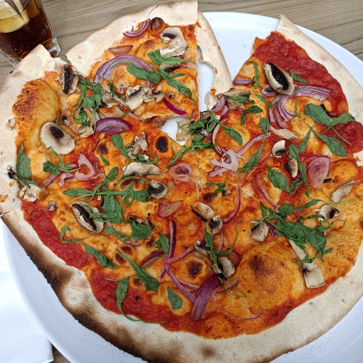 Ginos Bargas, Spain Pizza De Verduras Review | abillion