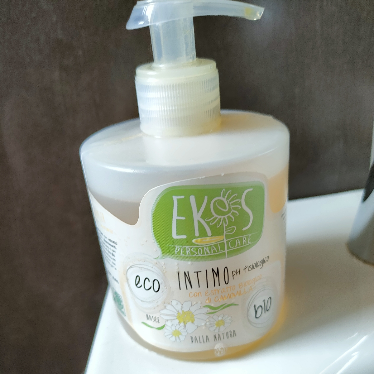 Detergente intimo from Ekos personal care - Vegan Product Reviews ...