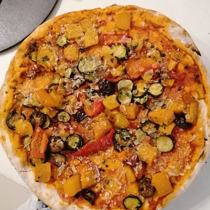 Woolworths Food Roast veg Pizza Review | abillion