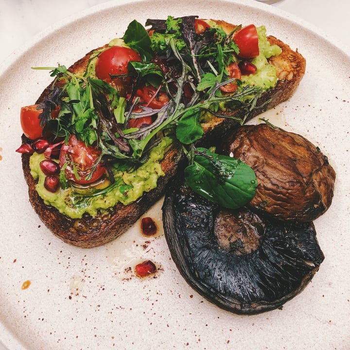 Zia Kitchen Roselands, Australia Avocado Toast Review | abillion